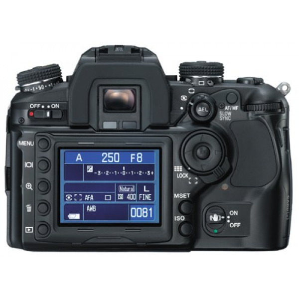 Konica Minolta Dynax 7D SLR-Digitalkamera (6 Megapixel) nur Gehäuse ...